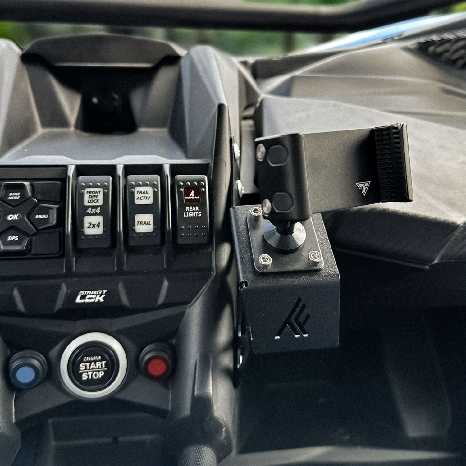 Can-Am X3 Phone Dash Mount - Passenger – Thumper Fab